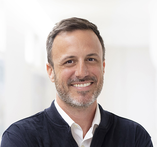 Dr Damien Robyr